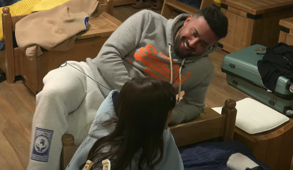 “Do të më bësh xheloz”- Xhesika ngacmon Robertin për Ditean